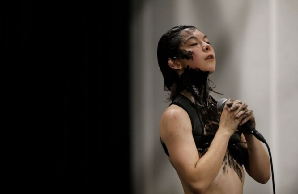 "Bless the Sound that Saved a Witch like me" — Internationaal Theater Amsterdam